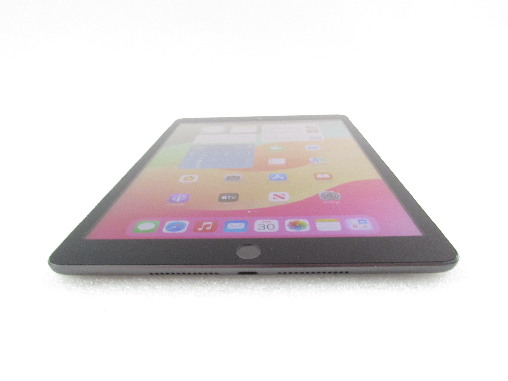 Apple iPad MK2K3LL/A A2602 10.2" 9th Gen Wi-Fi Only 64GB Storage Tablet