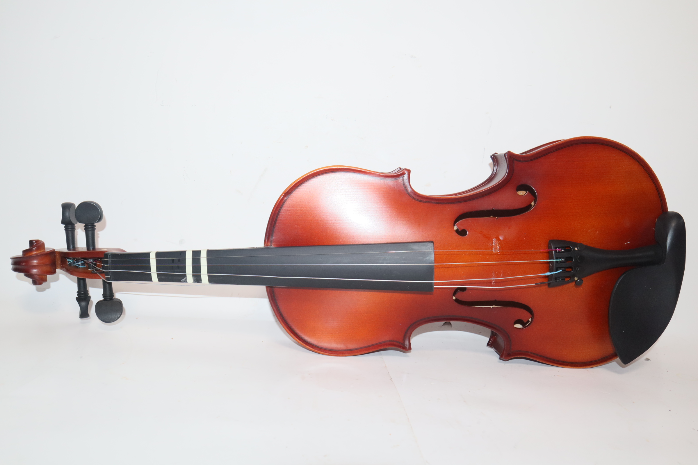 Mendini By Cecilio MV300 4/4 Satin Antique Student Violin 0483 & Bow & Case