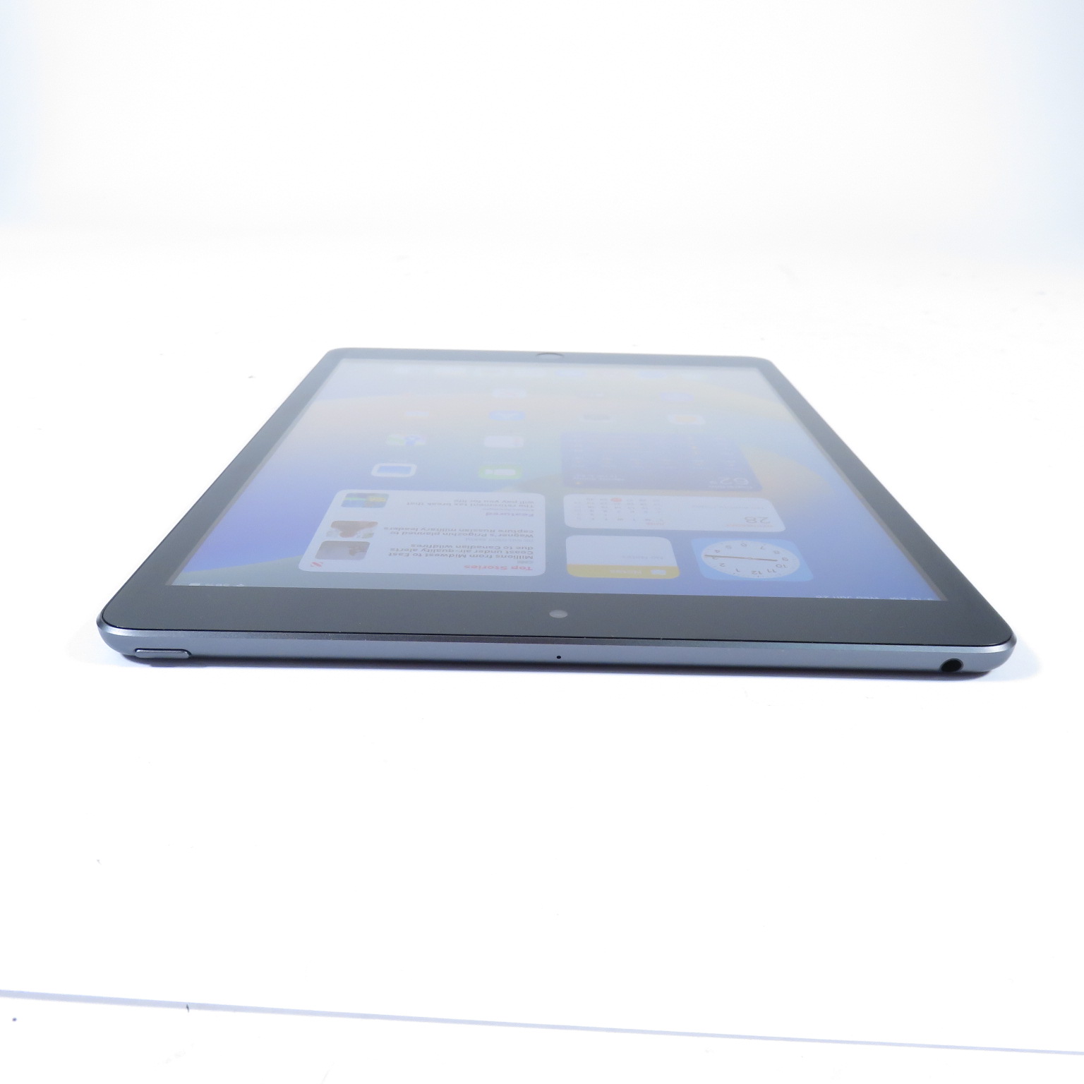 Apple iPad MK2K3LL/A A2602 10.2" 9th Gen (Wi-Fi Only) 64GB Storage Tablet