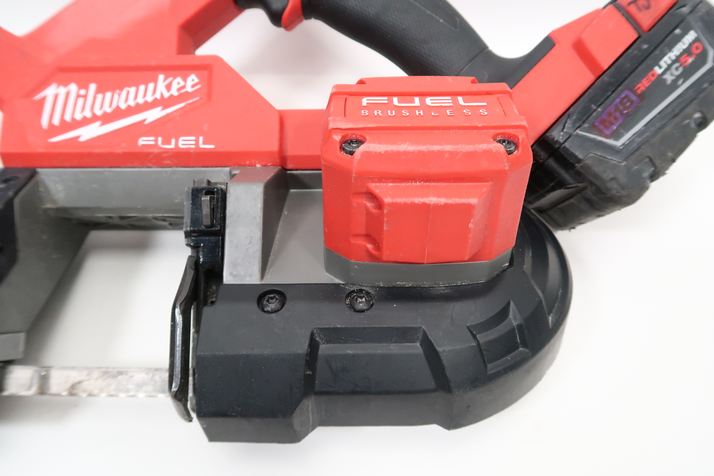 Milwaukee 2829-20 18V Lithium-Ion Brushless Cordless Compact Bandsaw