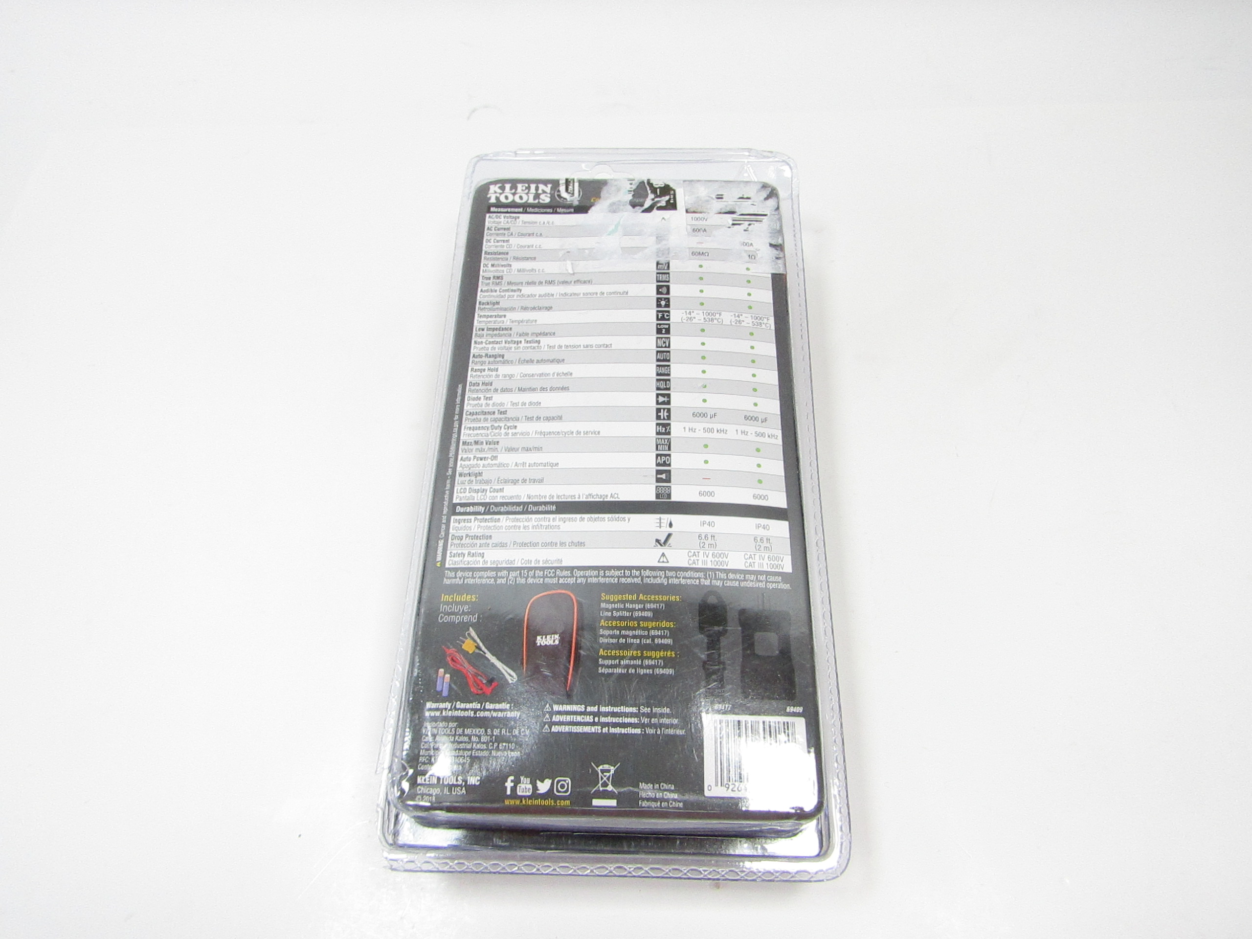 Klein Tools CL700 600A AC Auto-Ranging Digital Clamp Meter 4946