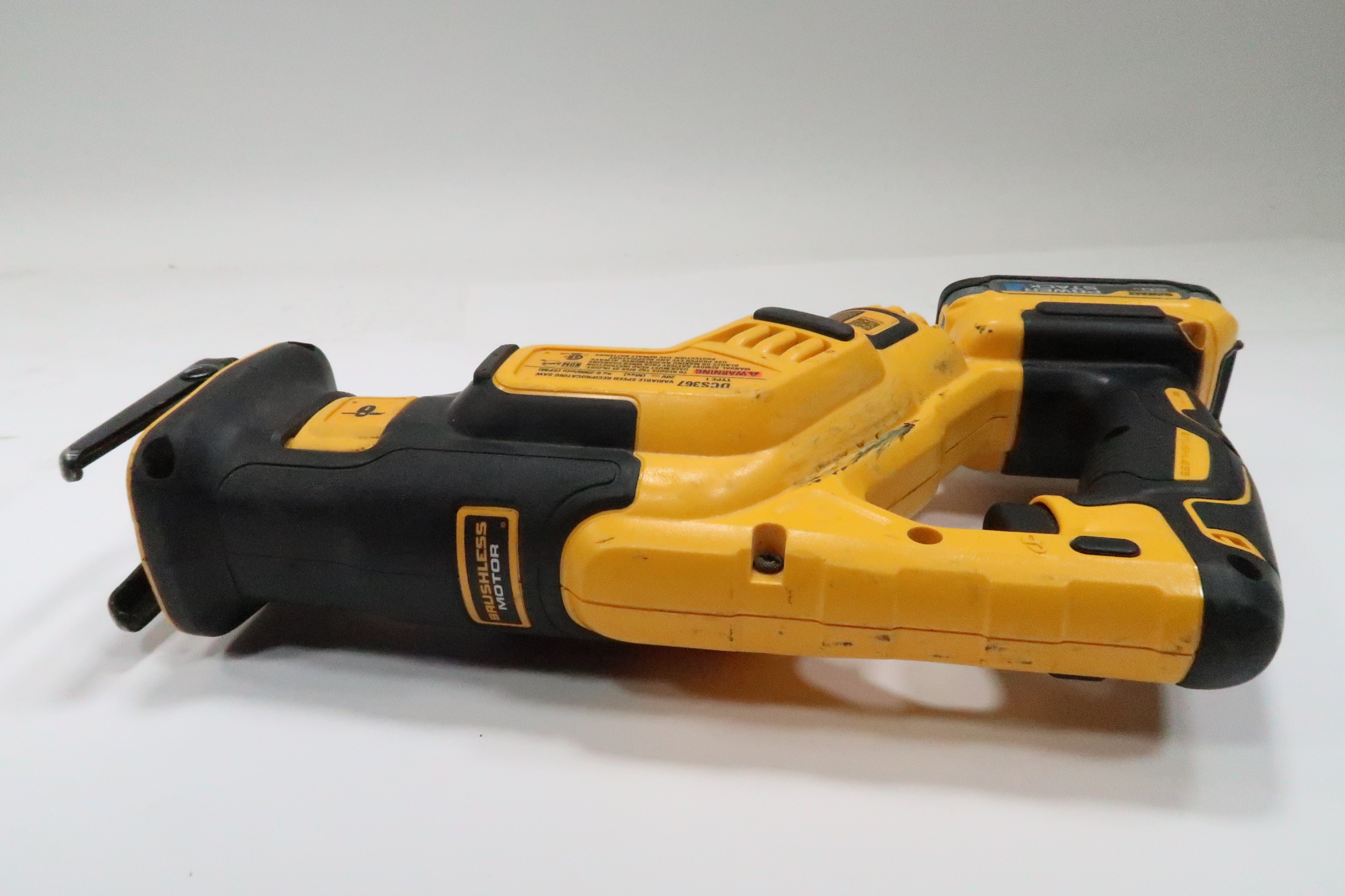 DeWalt DCS367 20V MAX XR Cordless Brushless Compact Reciprocating Saw 8701