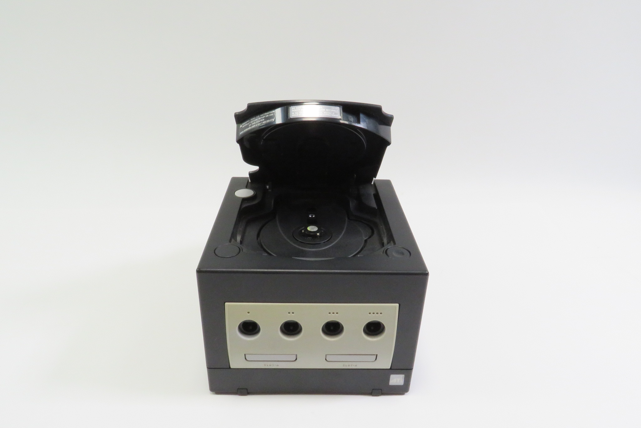 Nintendo GameCube DOL-001 480P Resolution Home Video Game Console 0192