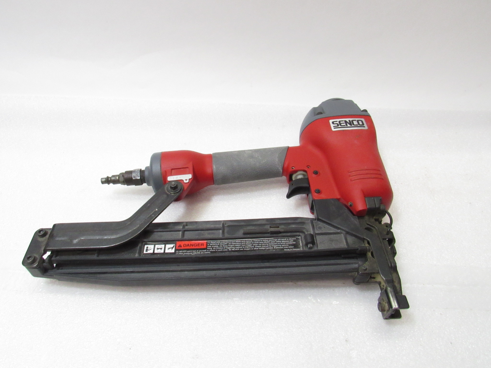 Senco SNS41 16 Gauge Stapler