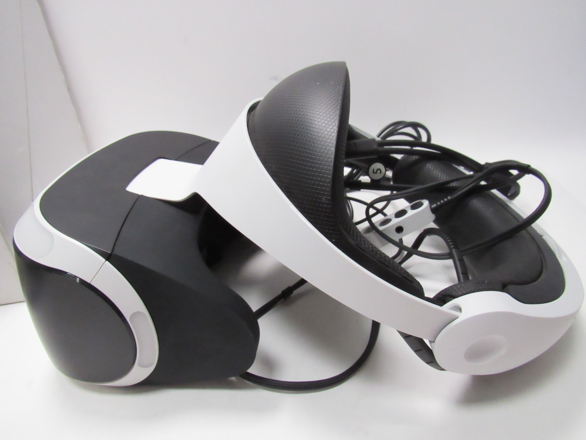 Sony PlayStation VR CUH-ZVR1 Corded Console Virtual Reality Headset 1781