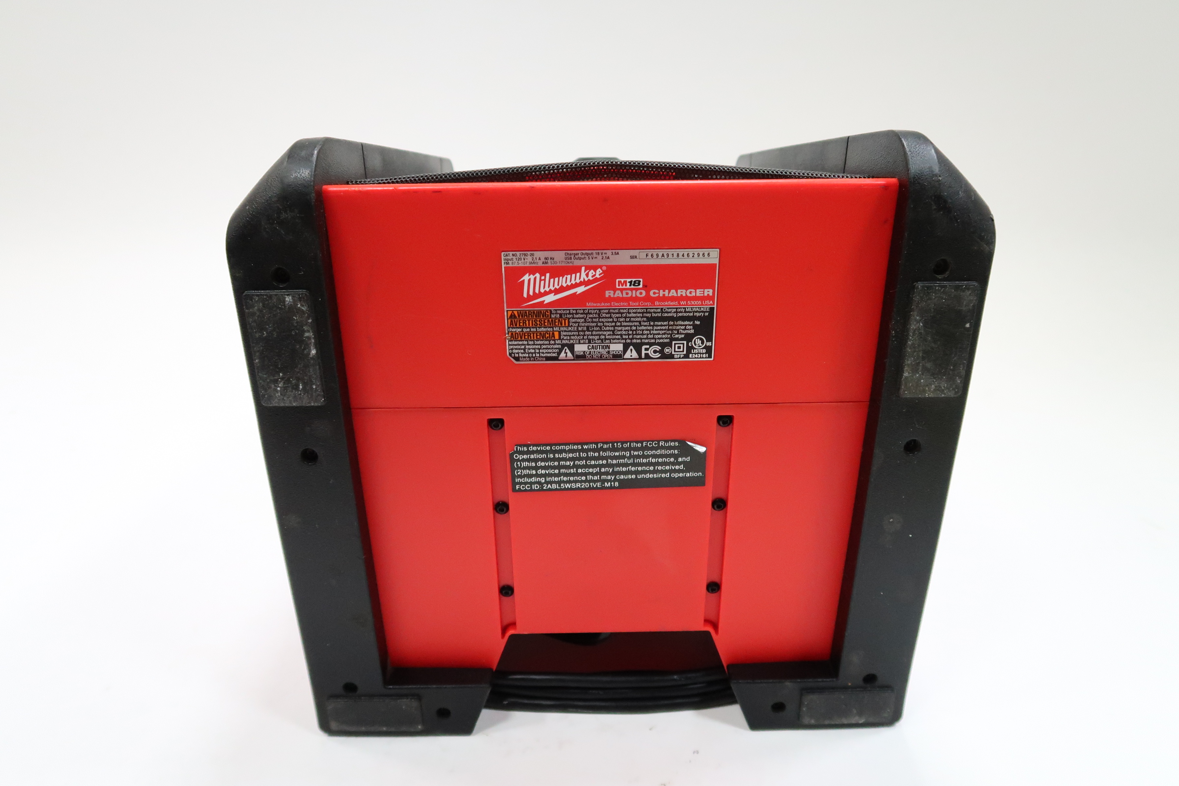 Milwaukee 2792-20 M18 Lithium-Ion Cordless Jobsite Radio/Charger 6074