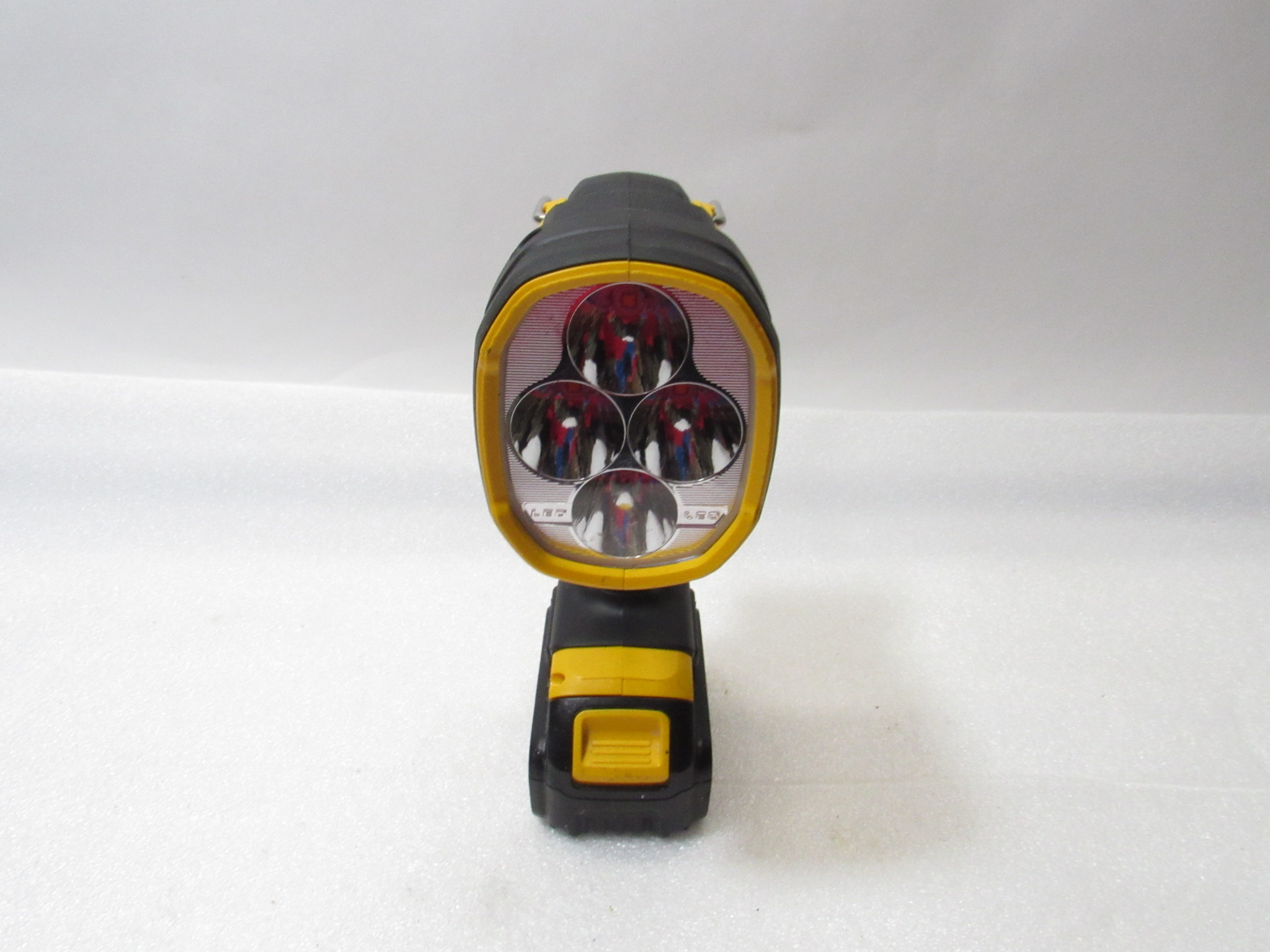 DeWalt DCL043 20V MAX Jobsite LED Spotlight