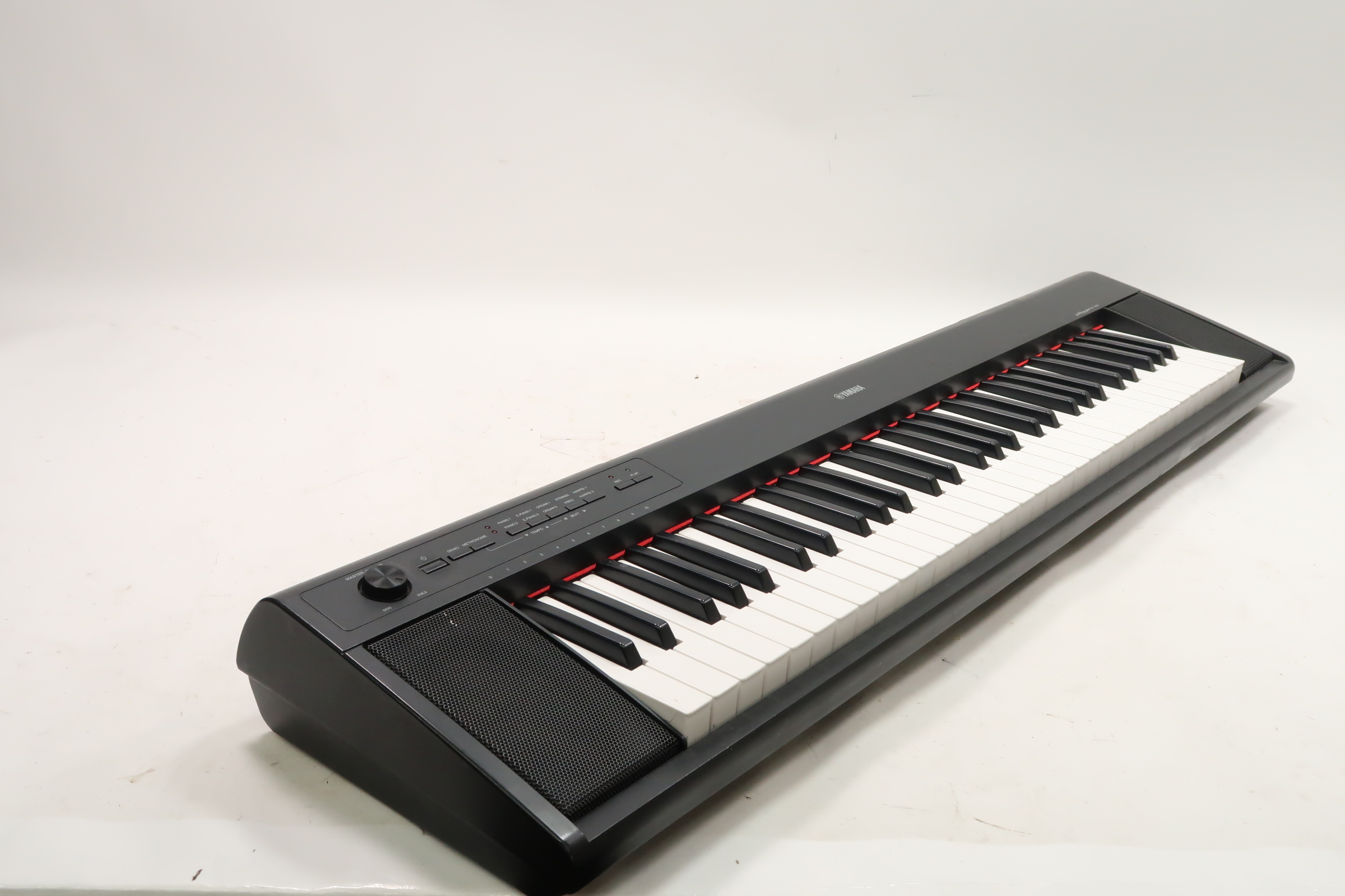 Yamaha NP-12 Piaggero Slimline Home Keyboard