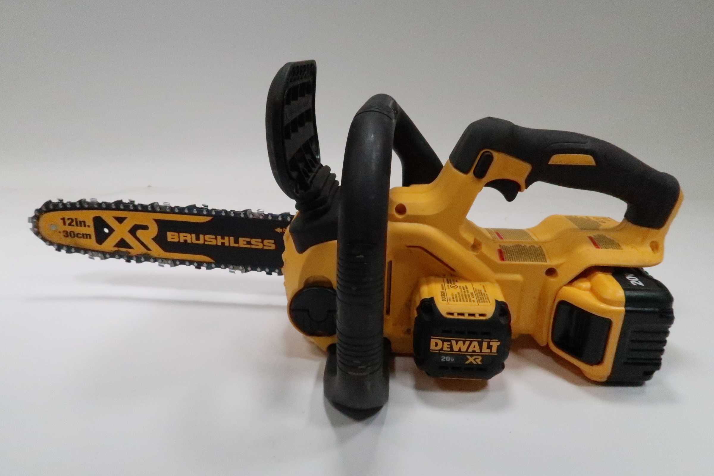 DeWalt DCCS620 20V MAX 12in. Brushless Battery Powered Chainsaw Kit 9197