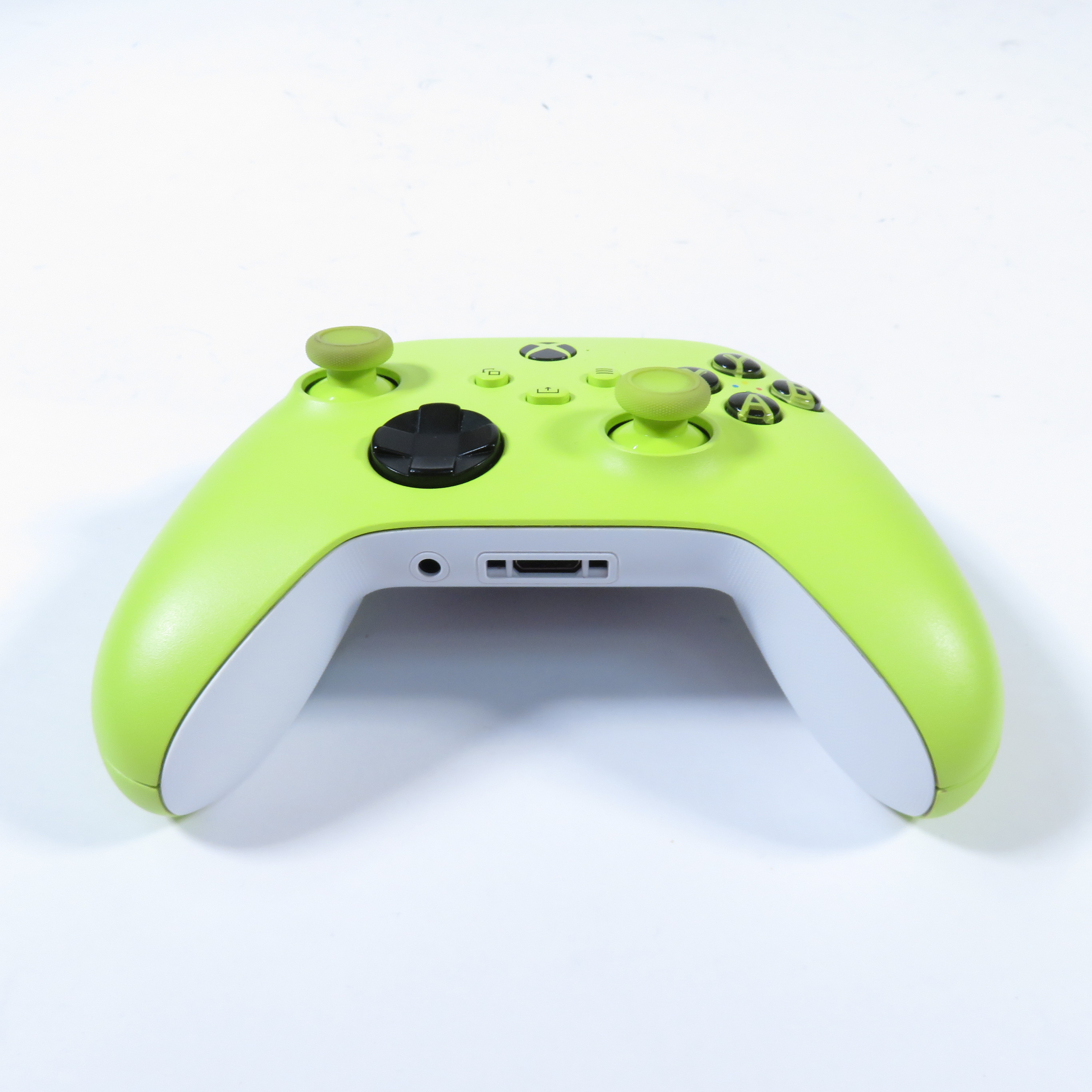 Microsoft Xbox Controller 1914 Bluetooth Hybrid D-pad Button Mapping ...