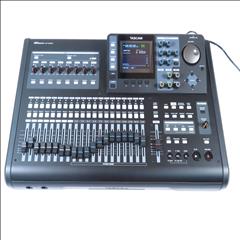 Tascam DP-32SD 32-Track USB Connectivity Digital Portastudio Standalone ...