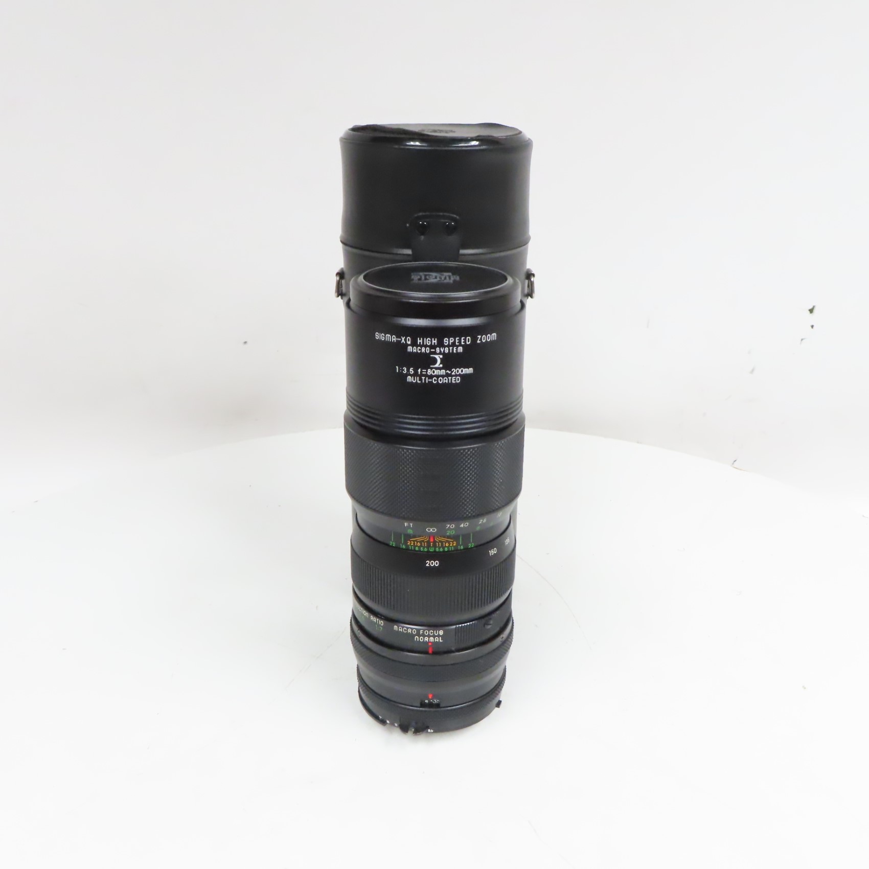Sigma High Speed ZOOM 80-200mm f/3.5 Camera Lens