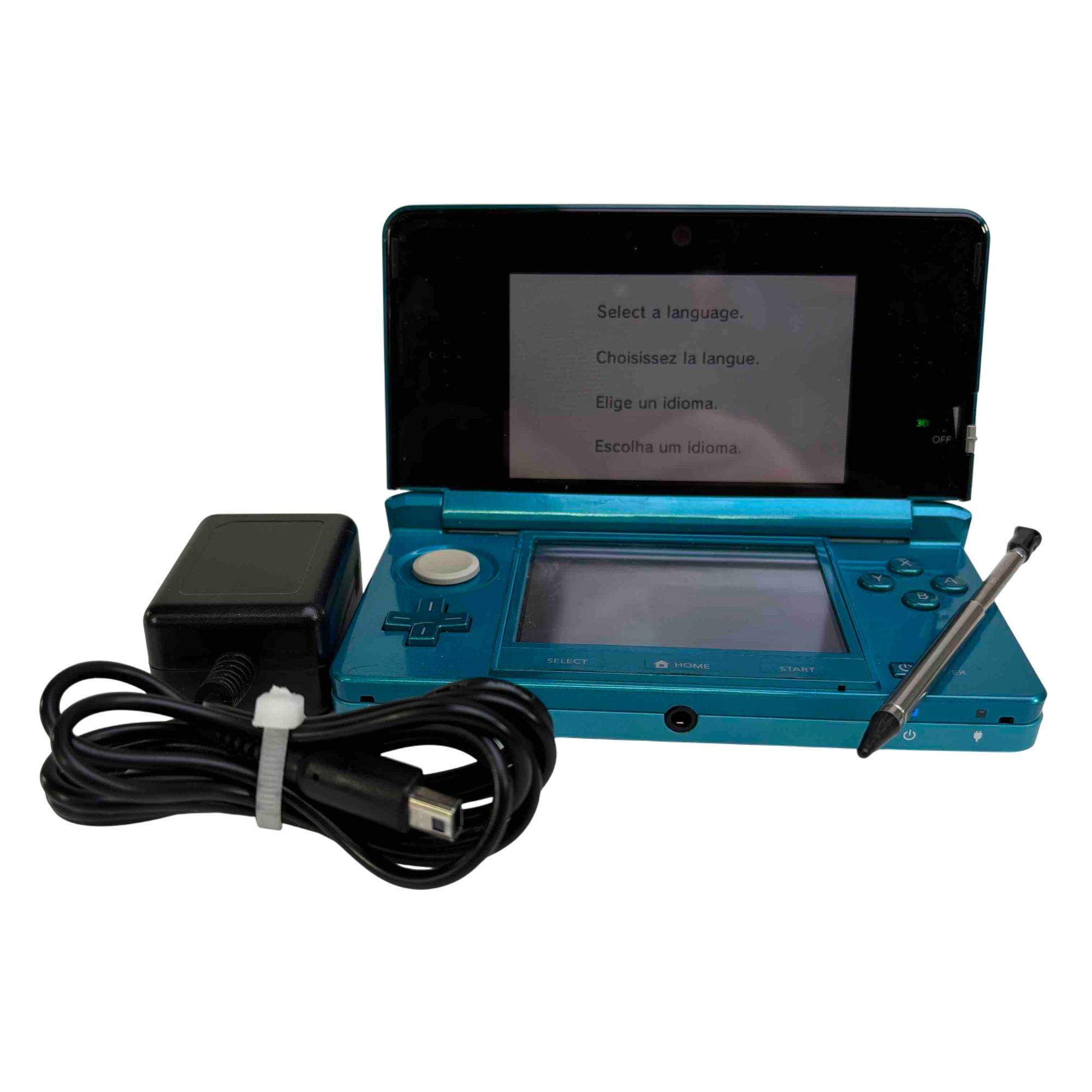 Nintendo 3DS CTR-001 3D Dual Screen Handheld Portable Video Game Console