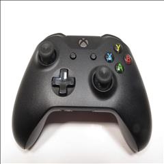 Microsoft 1708 Xbox One Wireless Controller - Black 5659