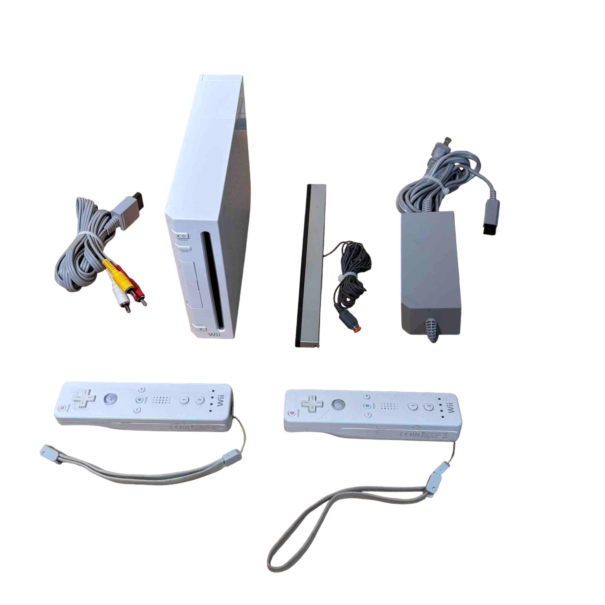 Nintendo Wii RVL-001(USA) White Home Video Gaming Console 3581