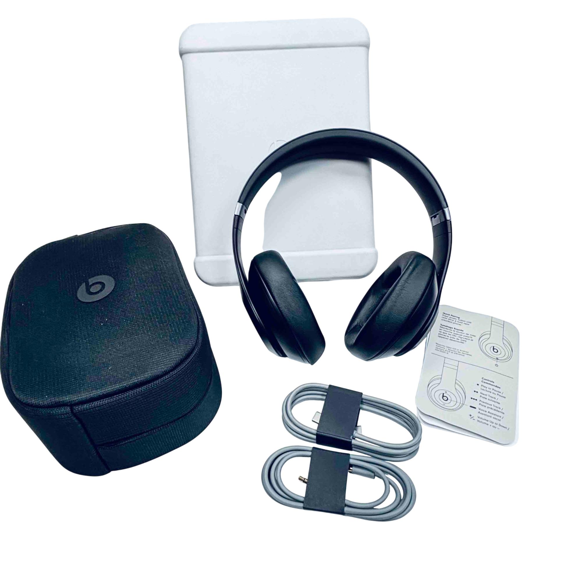 Beats Studio Pro 3 A2924 Wireless Over-Ear Headphones Black