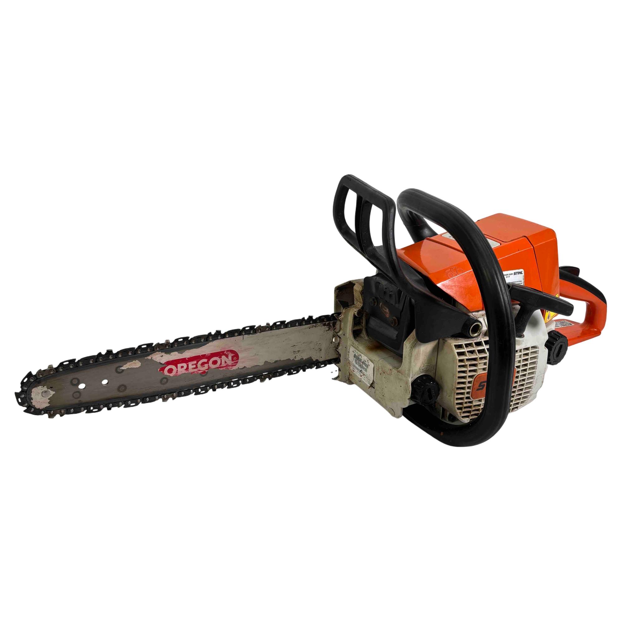 STIHL 025 Gas-Powered 14'' Chainsaw
