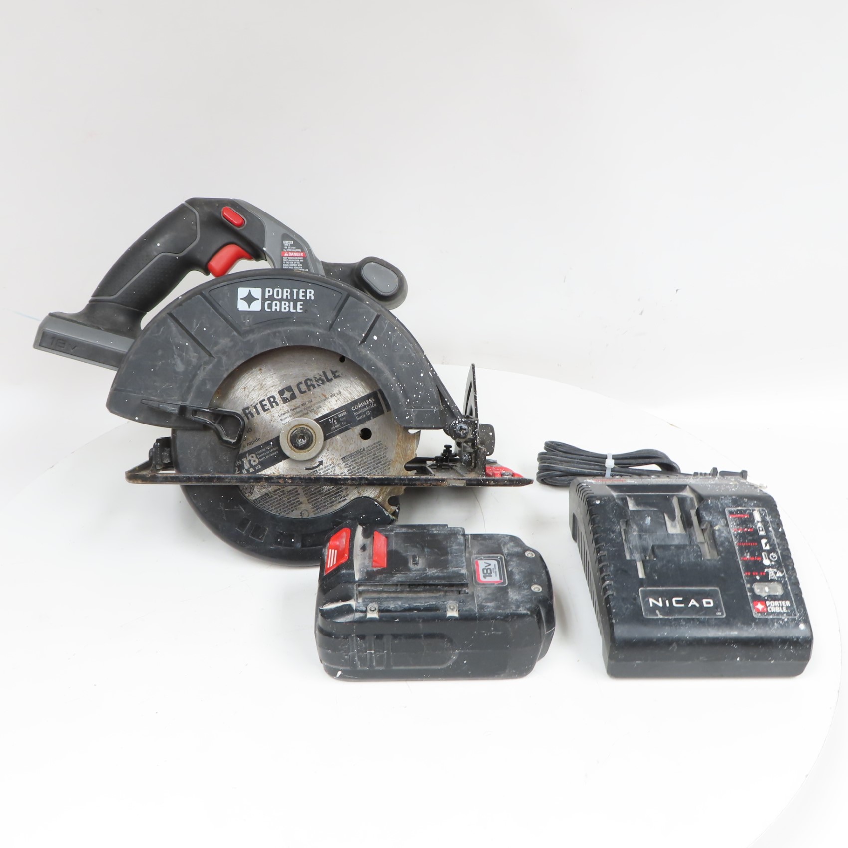 Porter Cable PC186CS 18V 6-1/2" Cordless Circular Saw Kit