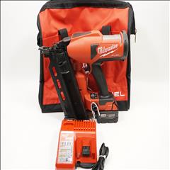 Milwaukee 2844-20 18V Brushless Li-Ion Cordless 21-Degree Duplex Nailer
