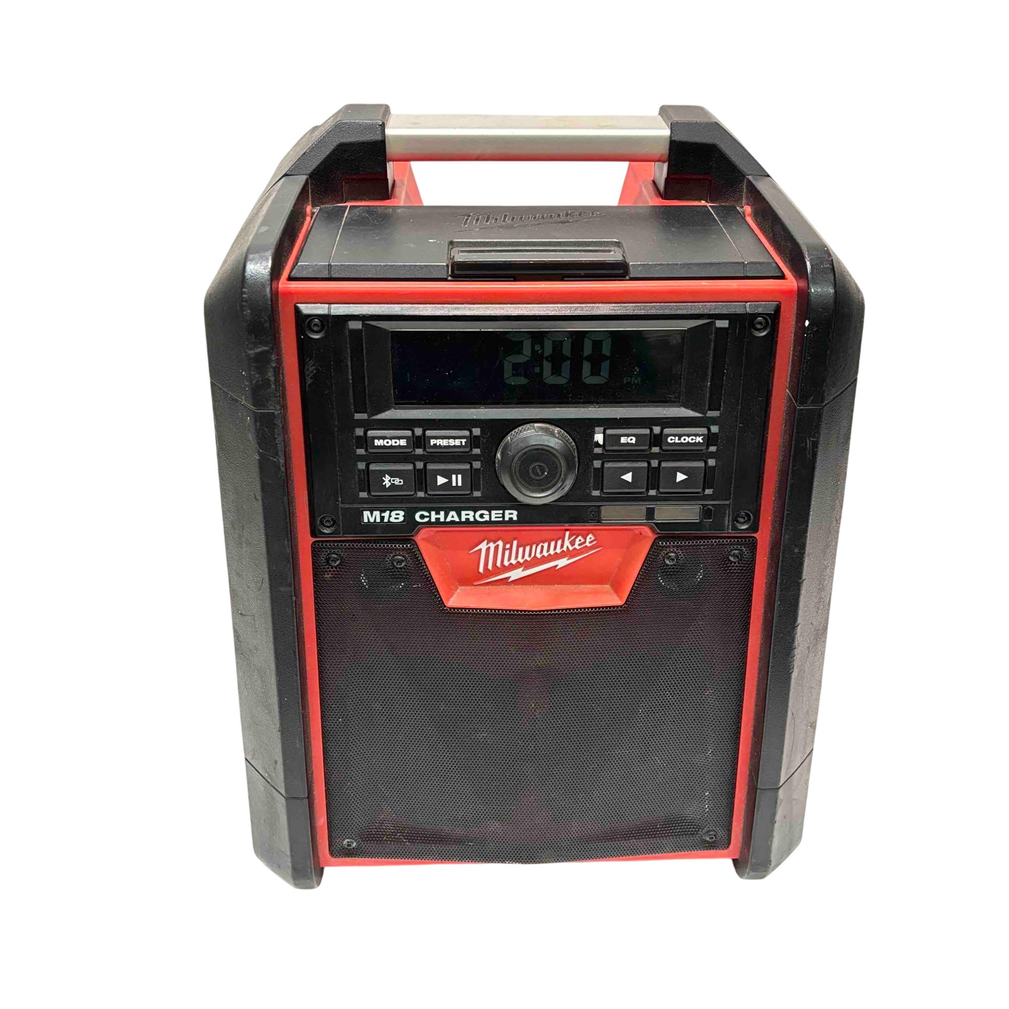 Milwaukee 2792-20 M18 18V Lithium-Ion Cordless Jobsite Radio / Charger