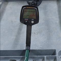 Teknetics T2 Classic Metal Detector Green 3201