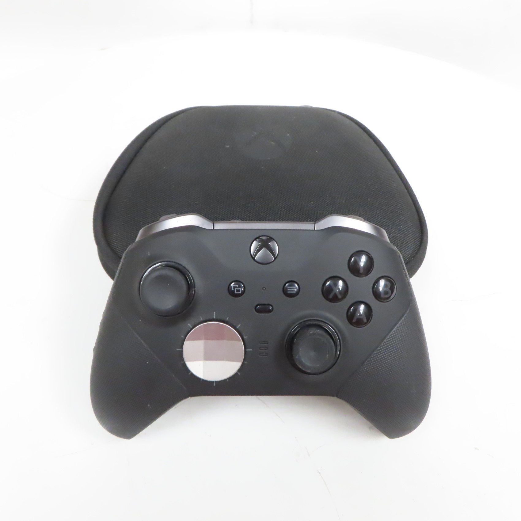 Microsoft 1797 Xbox Elite Series 2 Pro Controller for Xbox/PC - Black ...