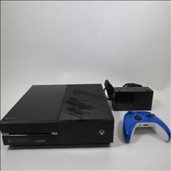 Microsoft 1540 Xbox One Video Game Console