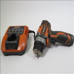 Ridgid R82009 12V 3/8" Cordless Drill Set