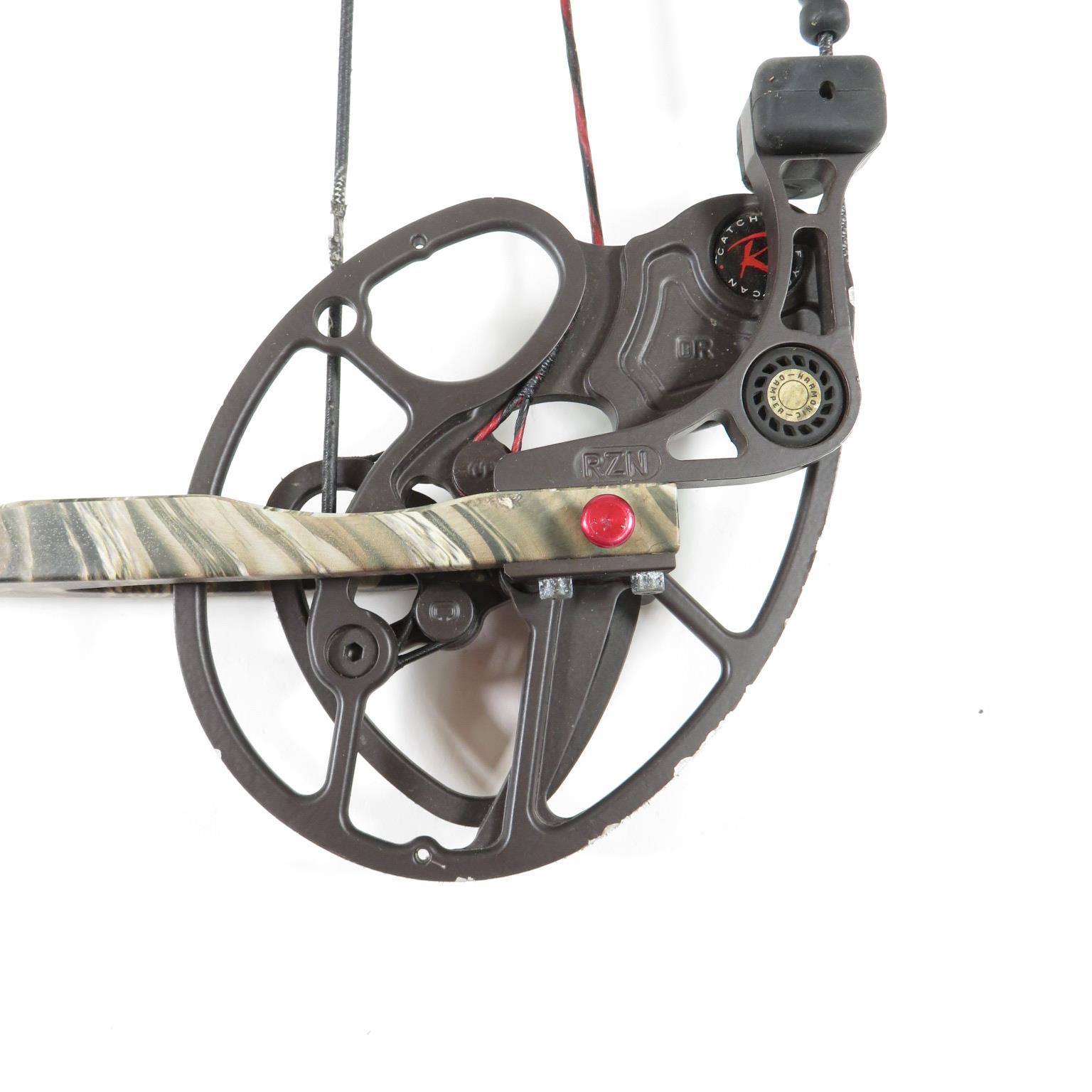 Mathews SE4 Solocam Composite Limb Archery Men's Compound Hunting Bow