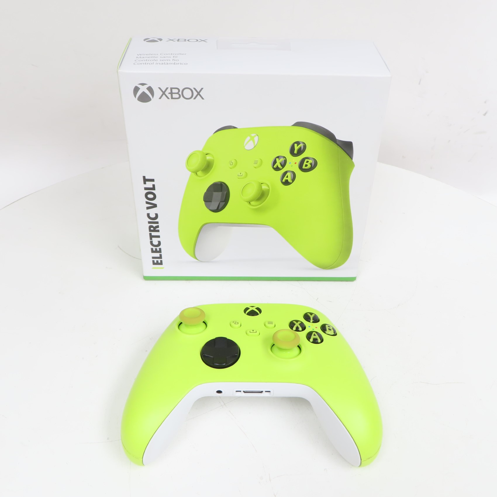 Microsoft 1914 Xbox Core Wireless Controller for Xbox/PC - Electric ...