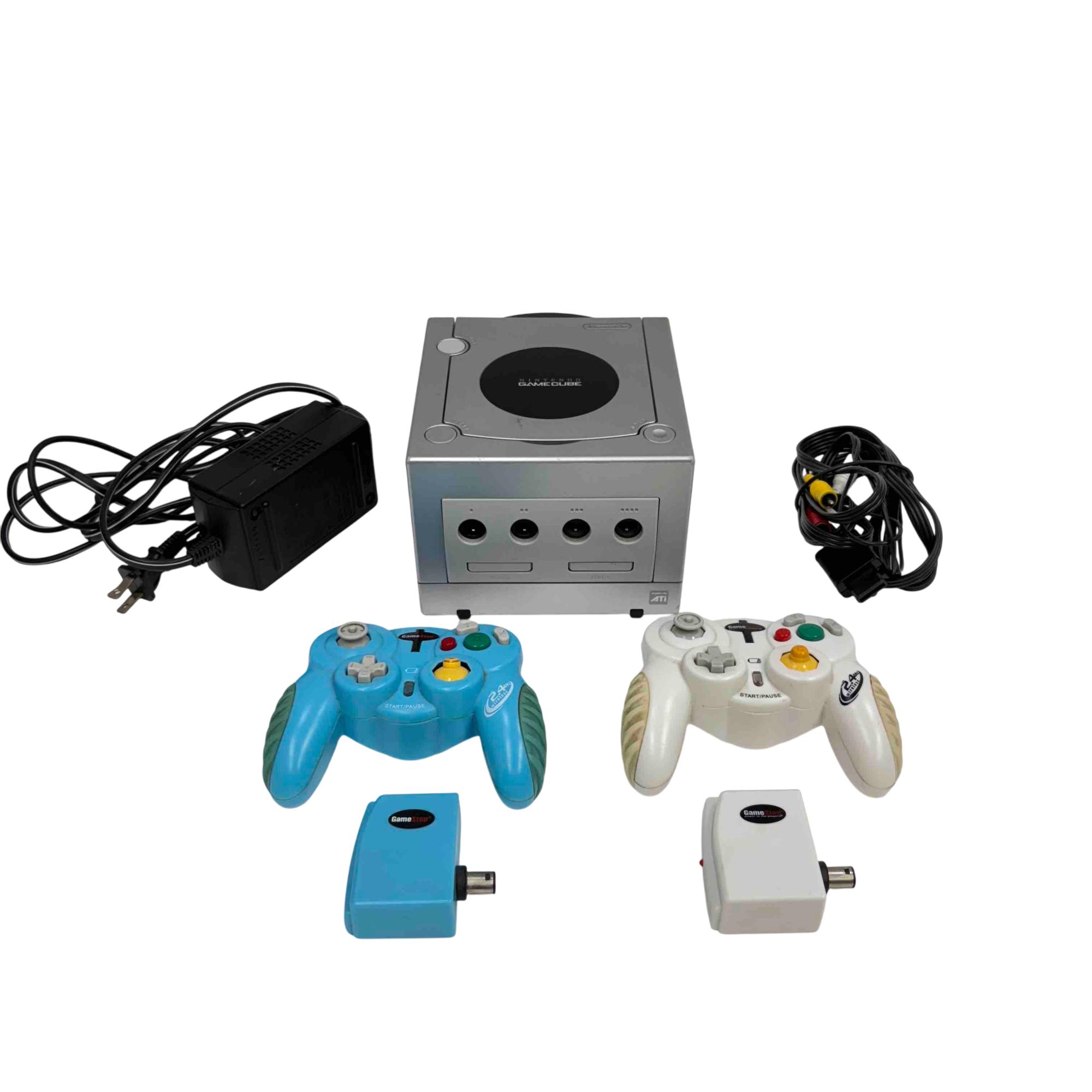 Nintendo GameCube Console Model DOL-101 Video Game System Bundle 7745