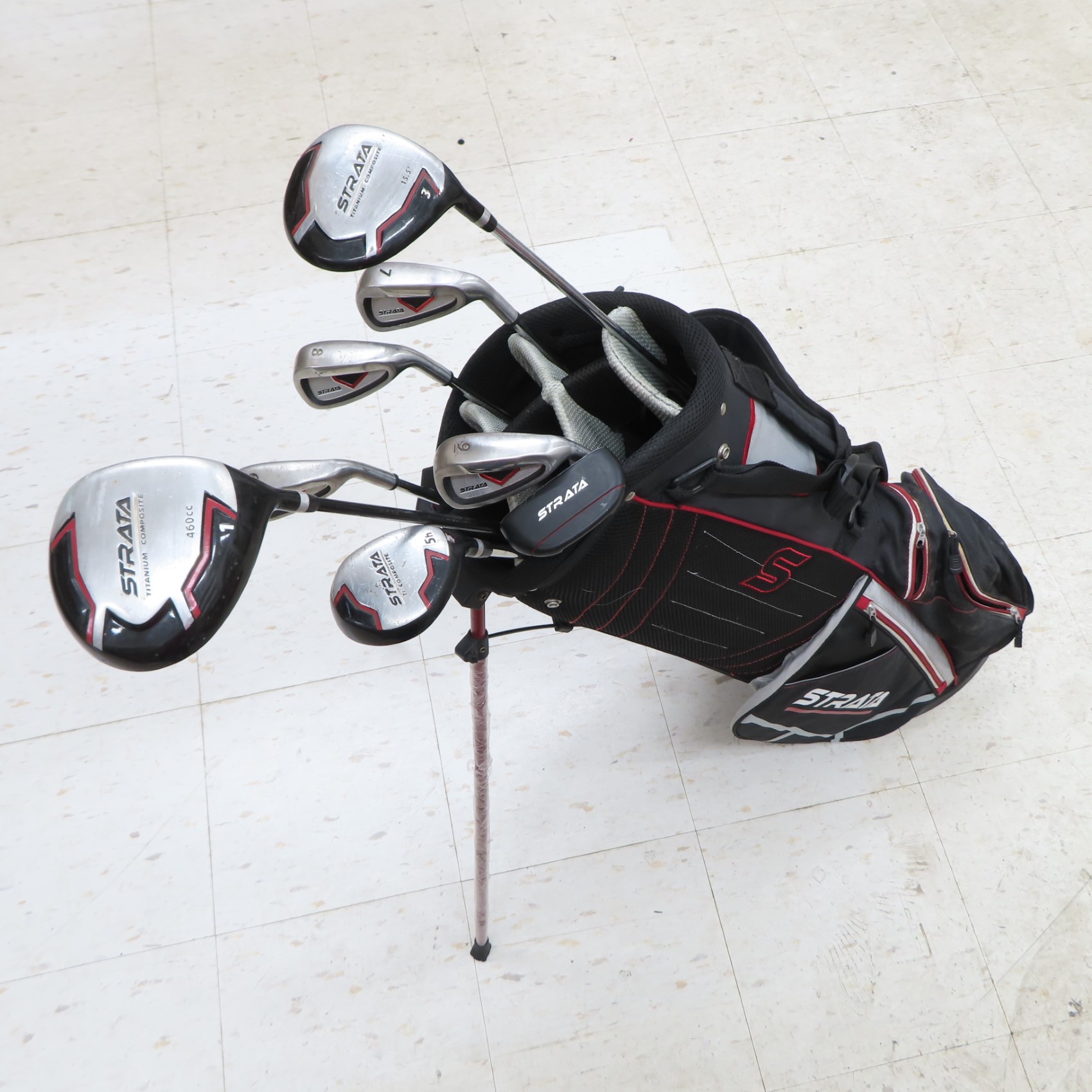 Strata Plus 460CC 8-Piece Golf Club Set (Local Pick-Up Only)