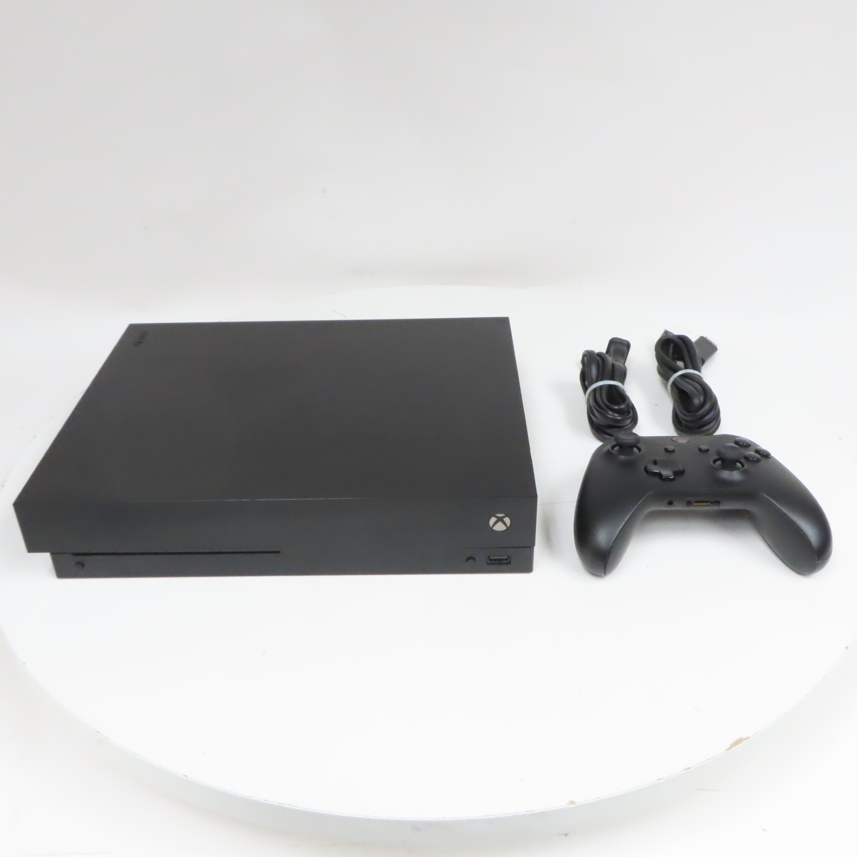 Microsoft 1787 Xbox One X 1TB Video Game Console - Black (2827)