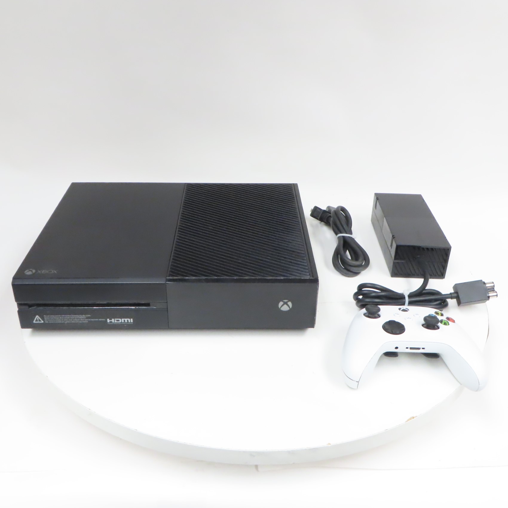 Microsoft 1540 Xbox One 500GB Video Game Console - Black (2434)