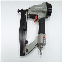 Porter Cable FN250B 3/4-Inch to 2-1/2-Inch 16-Gauge Finish Nailer 9489