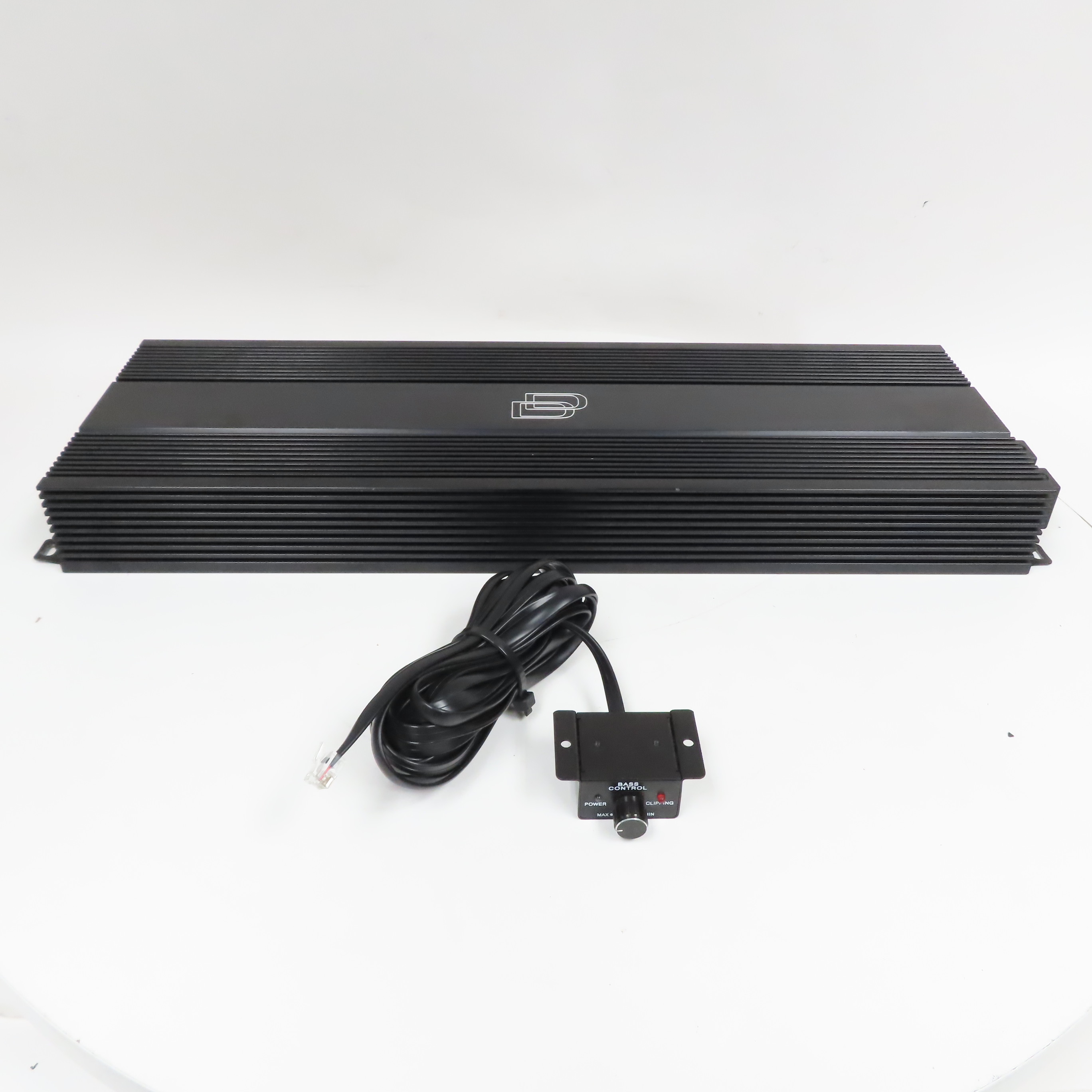 Digital Design Audio M2B Class AB 300W RMS 4-Channel Car Audio Amplifier Digital Design Audio M2B Class AB 300W RMS 4-Channel Car Audio Amplifier