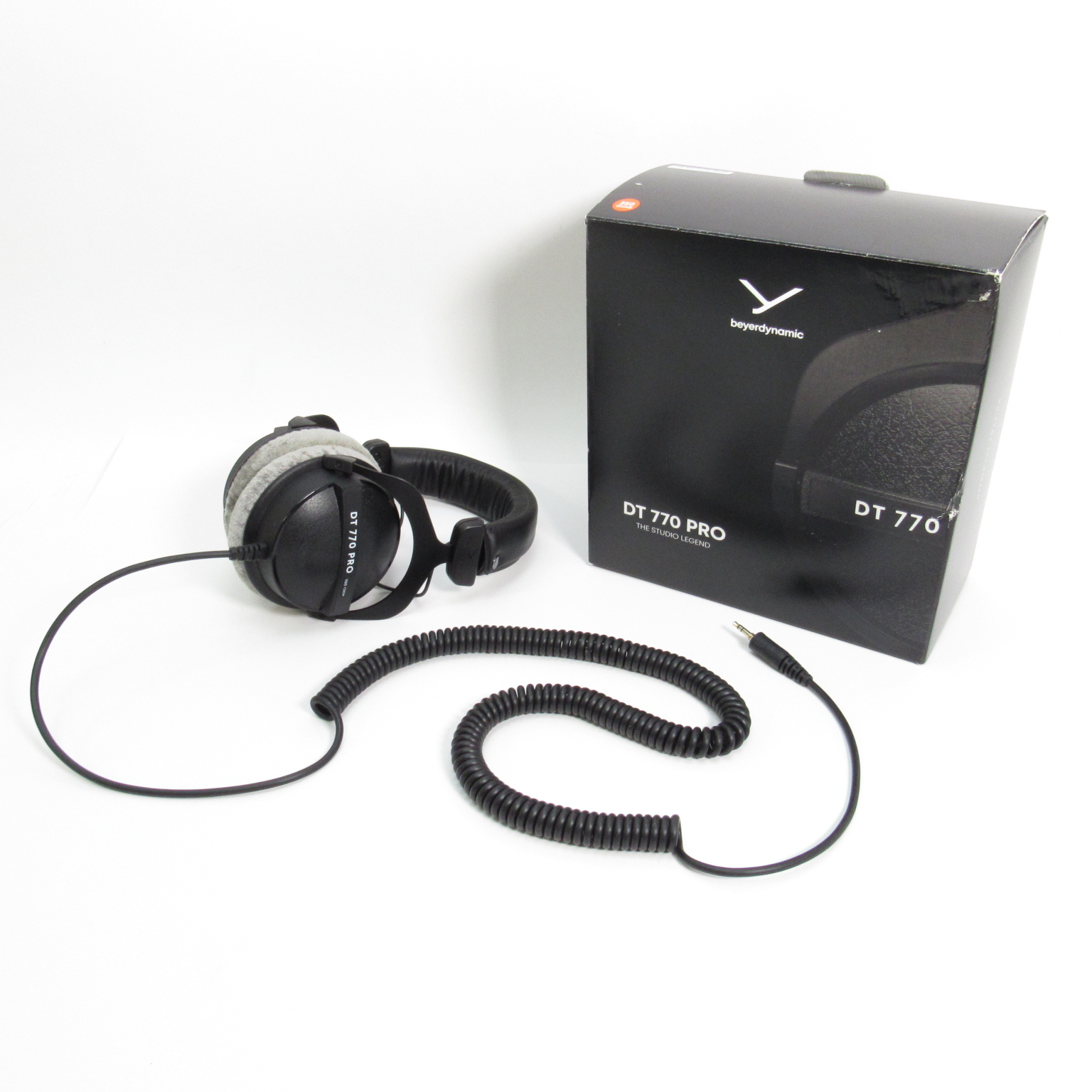Beyerdynamic DT 770 Pro 250-Ohms Wired Over-Ear Studio Mixing ...