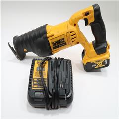 DeWalt DCS380 20V MAX Cordless Reciprocating Saw 2302