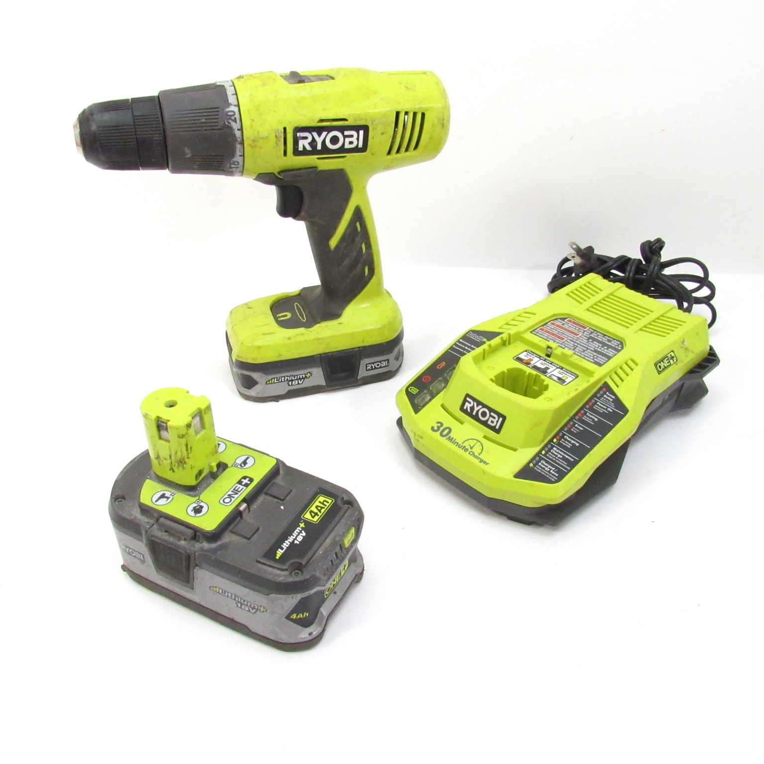 Ryobi P209 18V Lithium-ion 3/8'' Drive Drill/Driver Kit