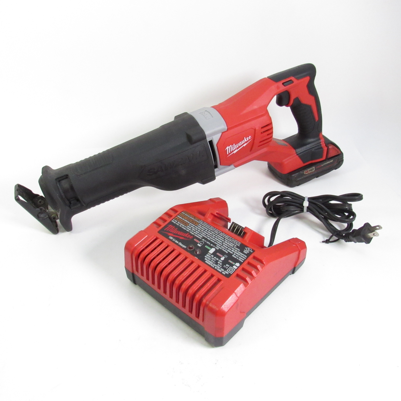 Milwaukee 2621-20 M18 18V Lithium-ion Cordless Sawzall Reciprocating ...