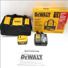 DeWALT 20V MAX Battery Starter Kit DCB205CK