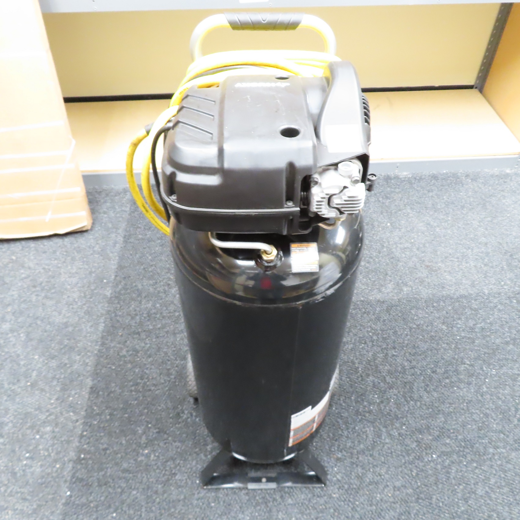 Husky C201H 20 Gallon 175 PSI Quiet Portable Air Compressor (Local Pick ...