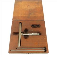 The Lufkin Rule Company No. 515 Micrometer Depth Gage Set