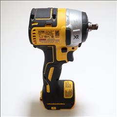 DeWalt DCF890 20-Volt MAX XR Cordless Brushless 3/8 in. Compact Impact ...