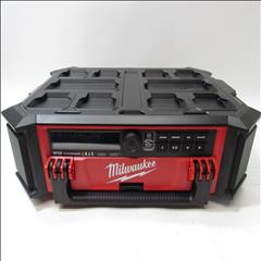 Milwaukee 2950-20 M18 Li-Ion Cordless Built-In Charger PACKOUT Radio ...
