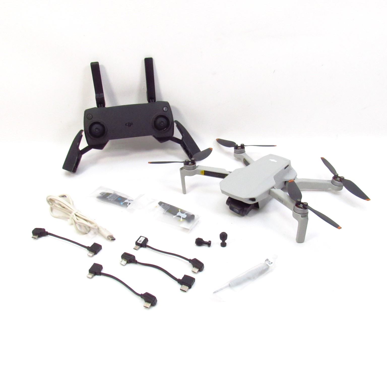DJI Mini SE (MT2SS5) 2.7K Quadcopter Camera Drone Kit