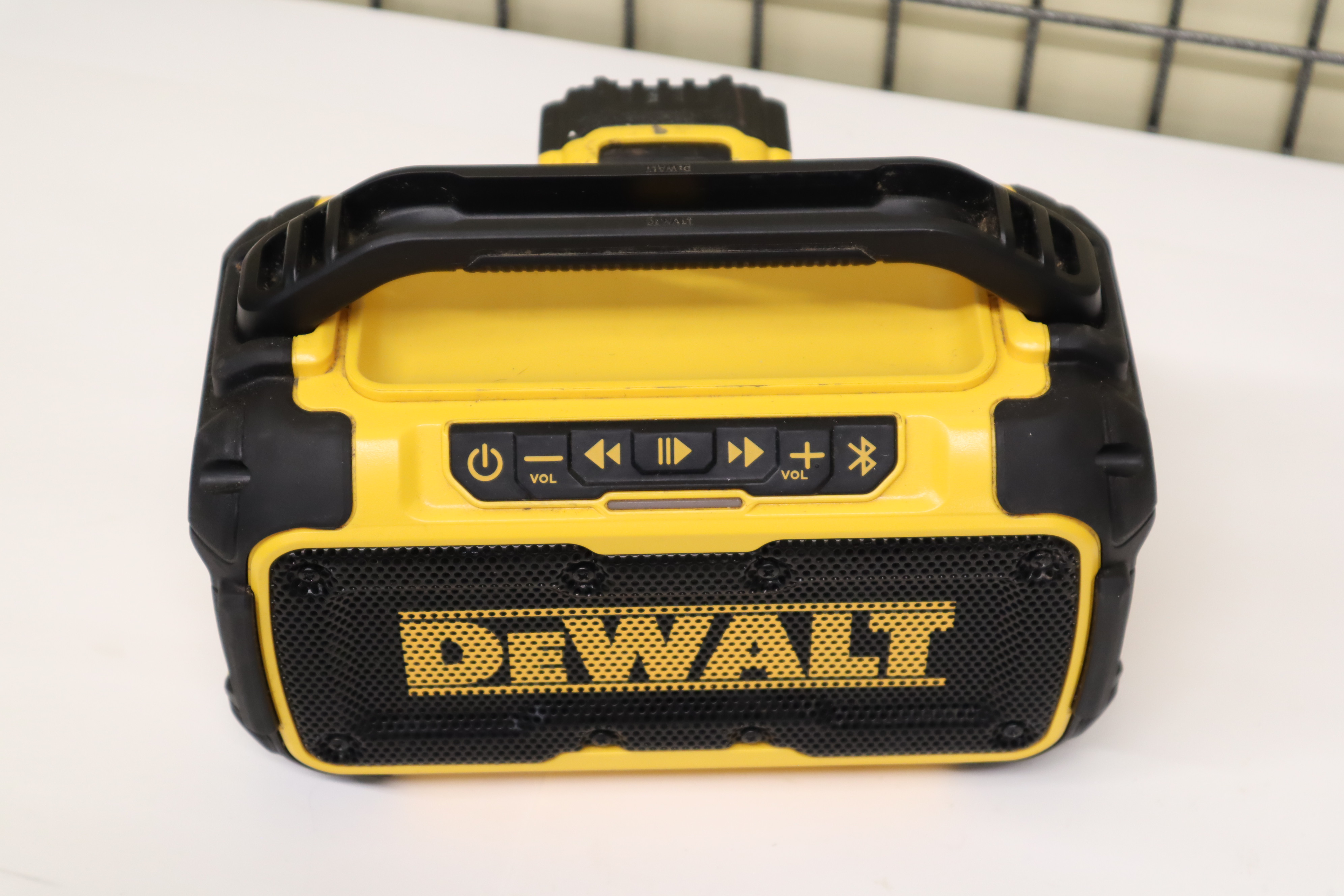 DeWalt DCR010 20V Bluetooth Portable Jobsite Work Radio 9750