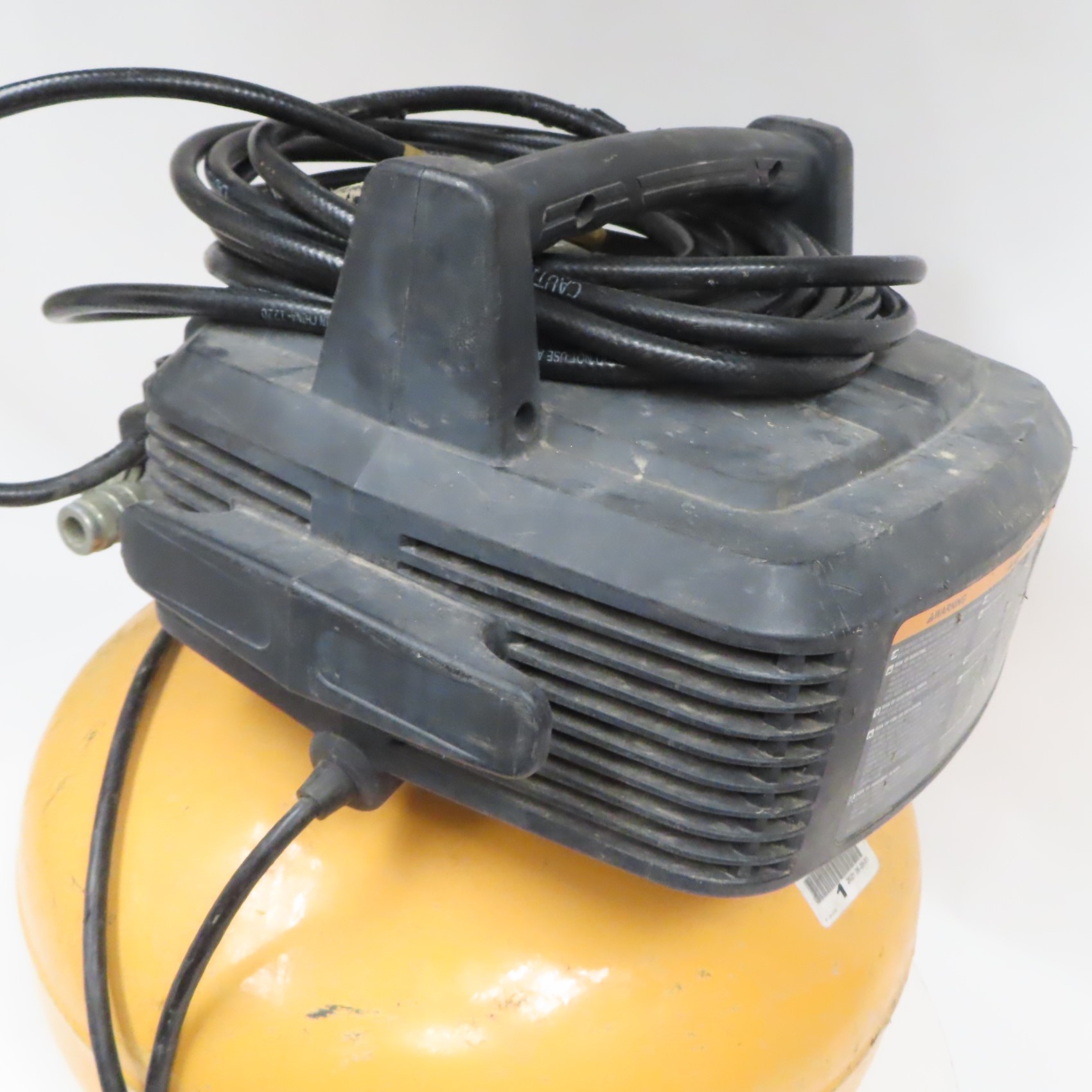 Bostitch BTFP02012 150PSI 6-Gallon Portable Air Compressor (Local Pick ...