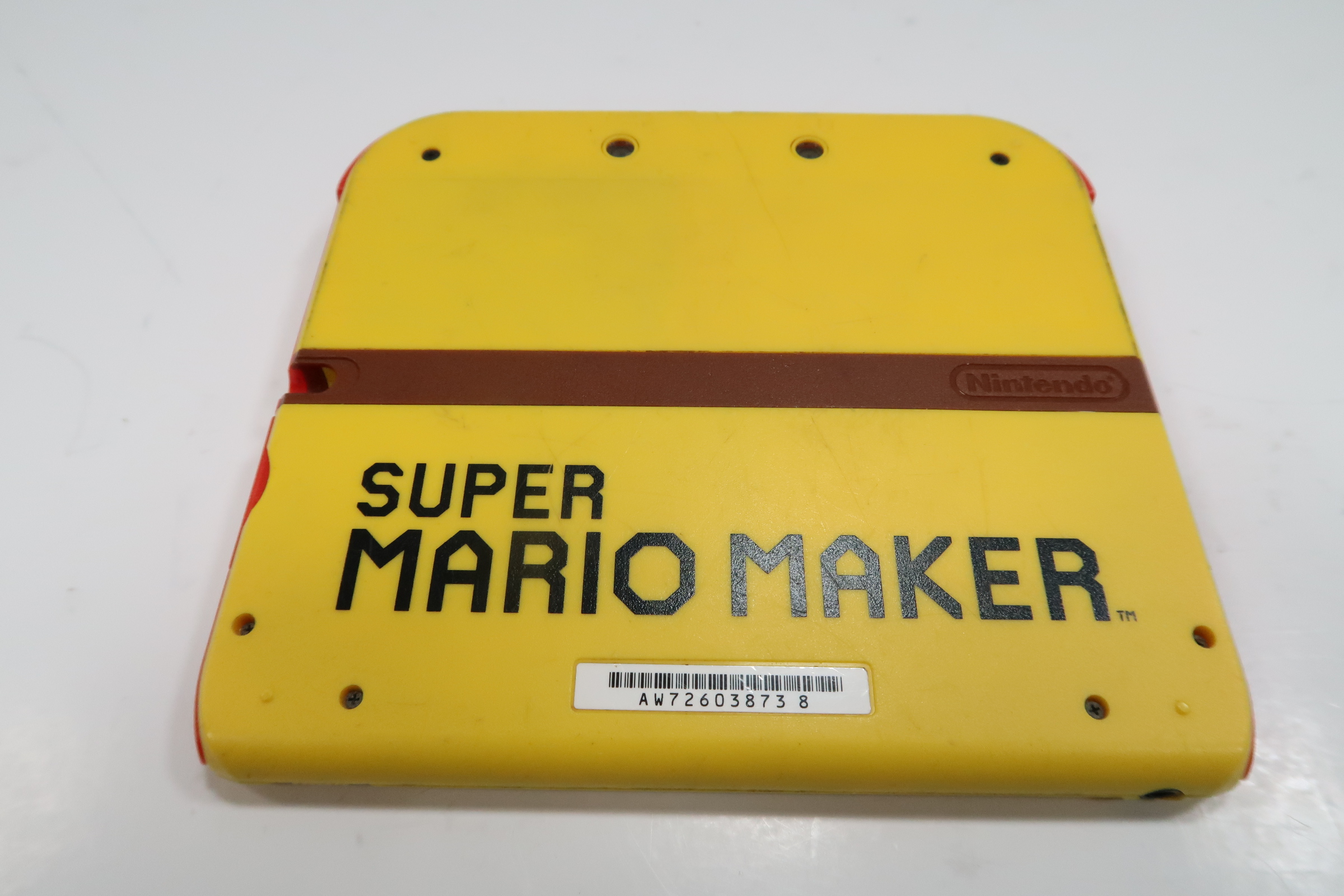 Nintendo 2DS FTR-001 Handheld Video Game Console - Super Mario Maker 8158