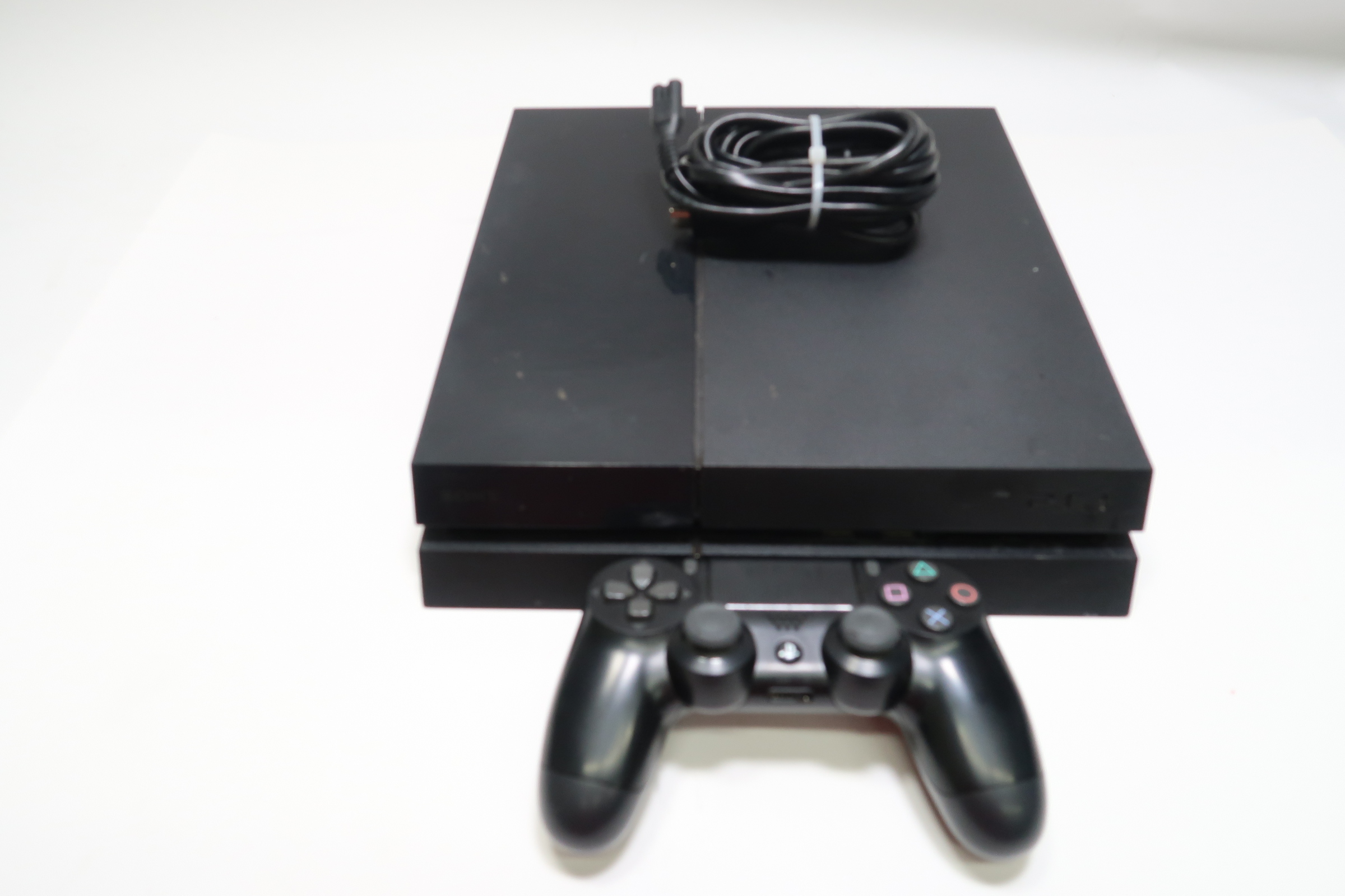 Sony PlayStation 4 CUH-1115A CUH-1115A 500GB Video Game Console 4644